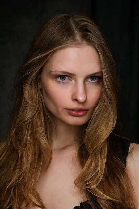 Adel Bye - CivArchive (CivitAI Archive)